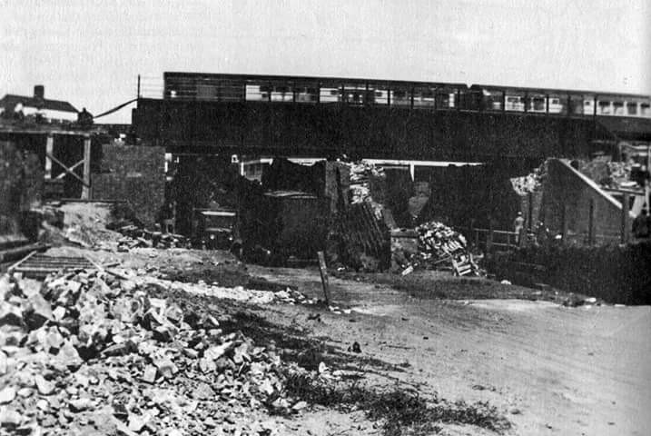 Ruislip Online | Ruislip Manor Underground Station